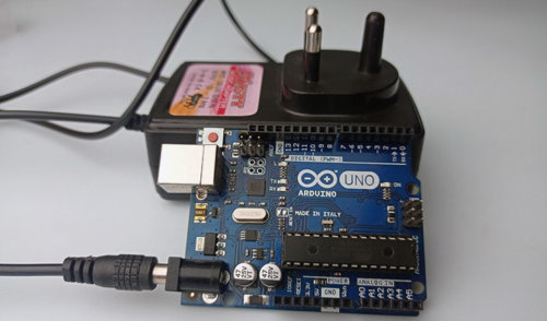 Различные способы подачи питания на плату Arduino Uno